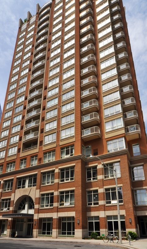 100 Hayden Street #906 | Central Toronto - Downtown