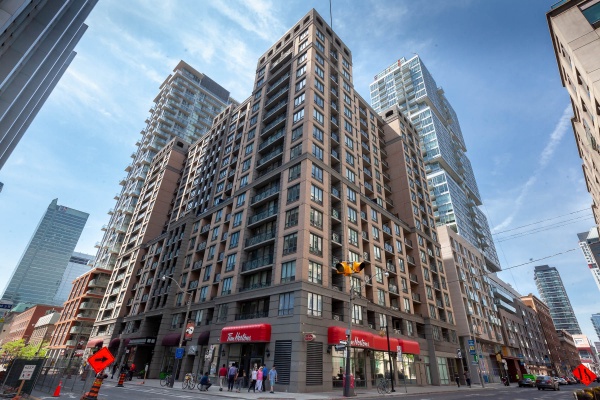 140 Simcoe Street #1004 | Central Toronto - Downtown